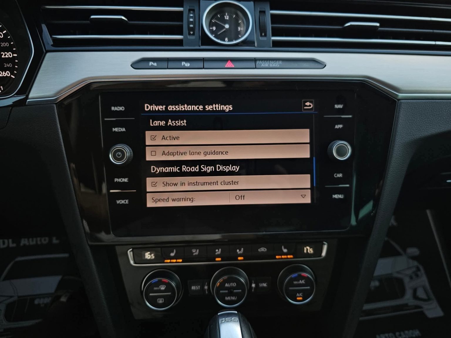 VW PASSAT B8 2.0TDI 150ks DSG7 2019g CARAT - DL Auto Lux
